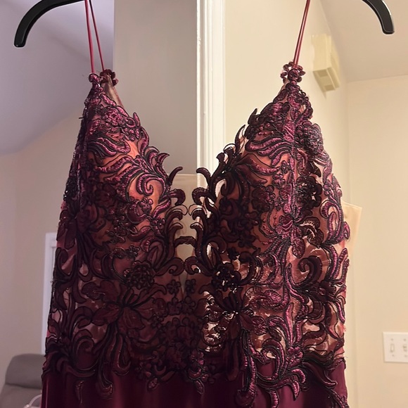Faviana | Dresses | Maroon Prom Dress With Slit | Poshmark